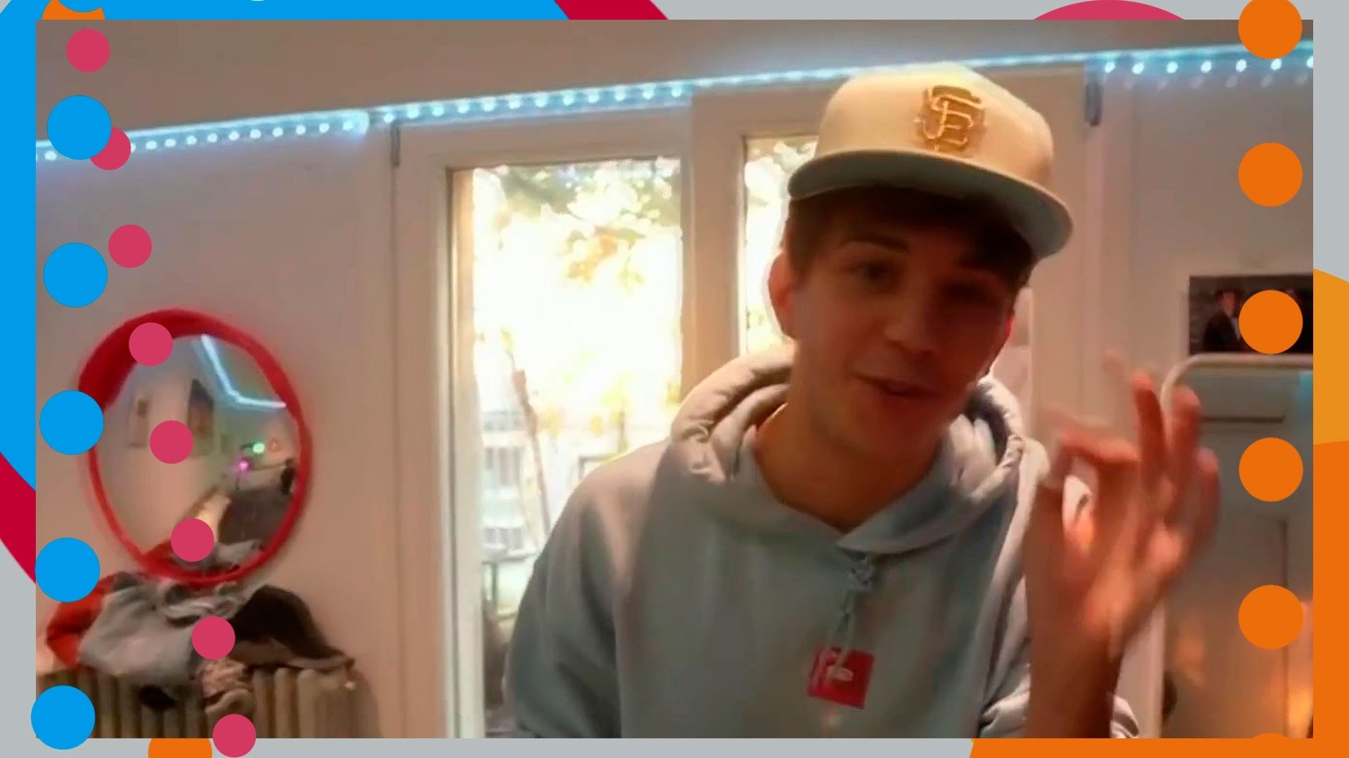 Watch La Mesa Caliente Highlight: YouTubers matan a un niño mientras ...