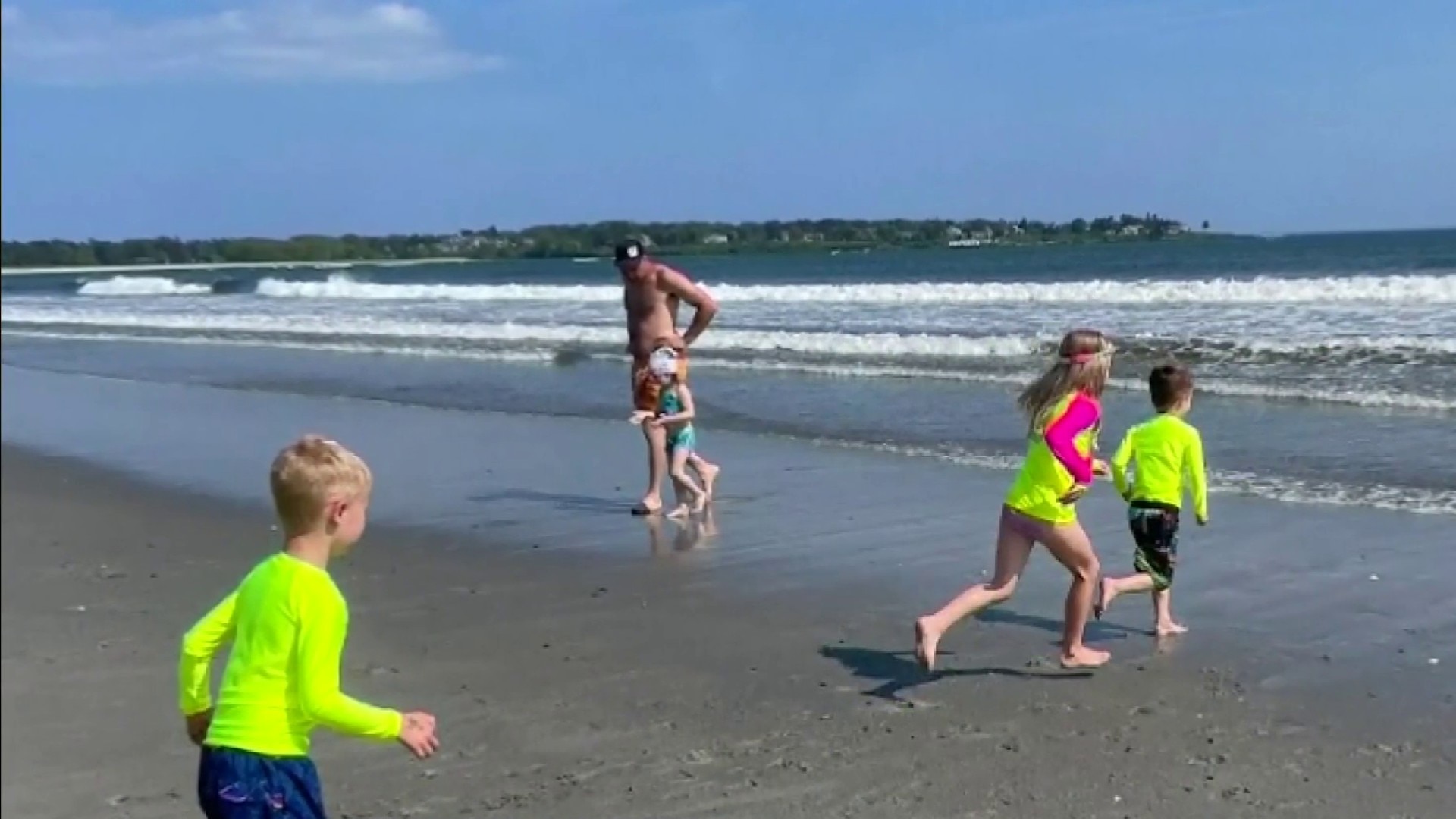 Watch Al Rojo Vivo Highlight: Madres crean playeras de color neón para ...