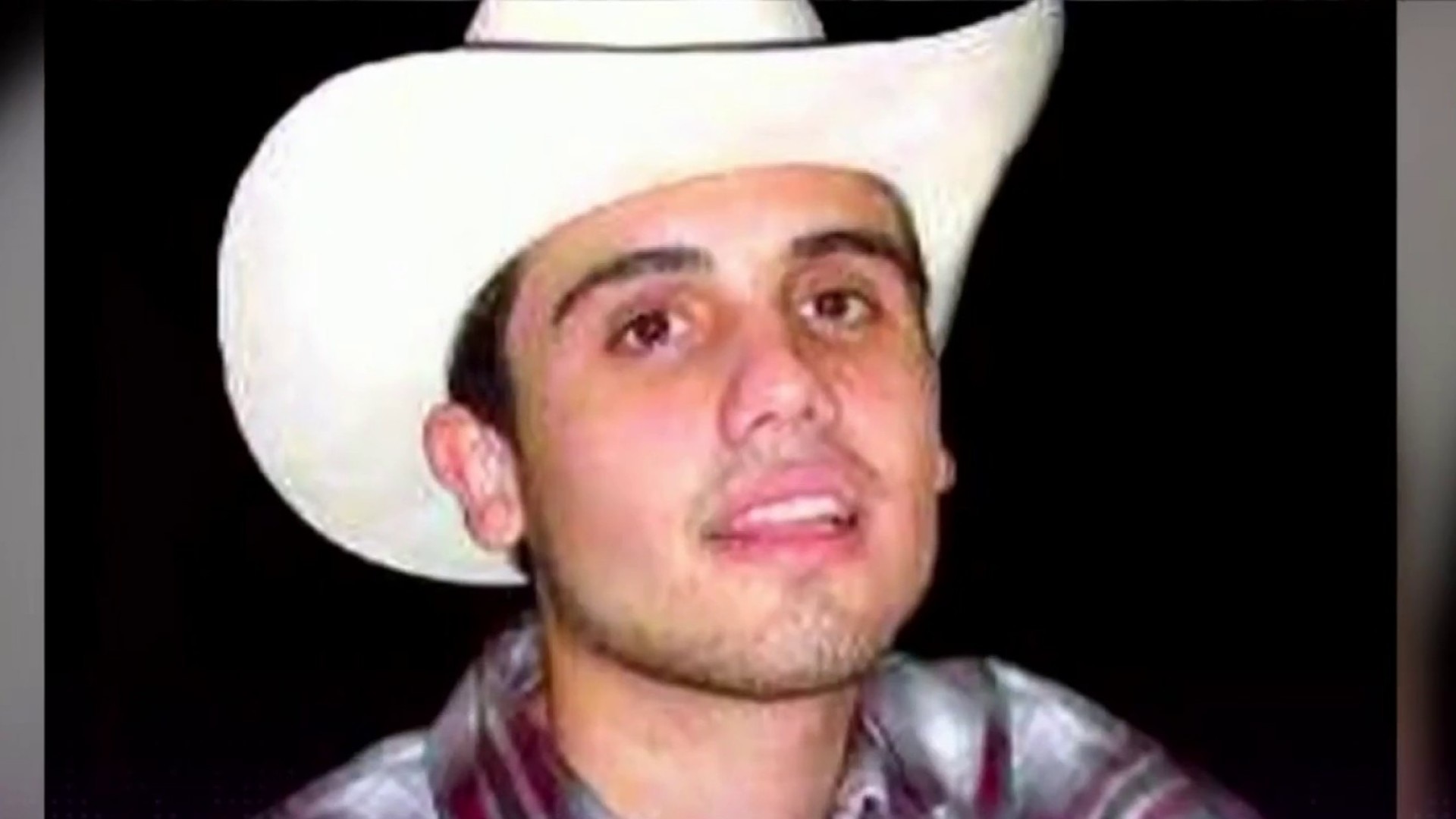 Watch Noticias Telemundo Mediodía Highlight: Unos 900 comandos fueron ...