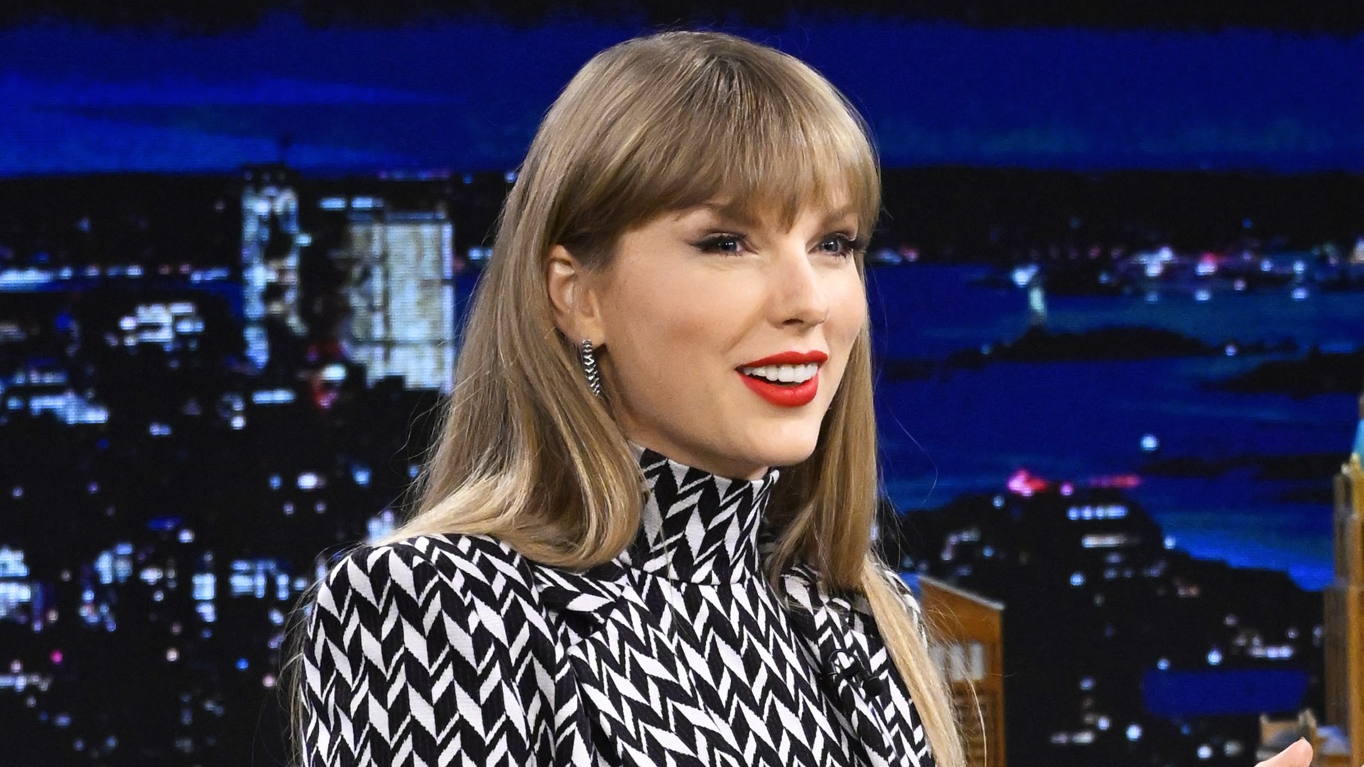 Watch The Tonight Show Starring Jimmy Fallon Highlight: Taylor Swift Reveals Star-Studded Cameos ...