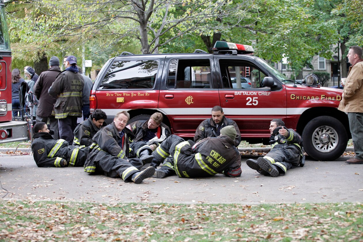 Chicago Fire: Behind the Scenes: Leaving the Station Photo: 274471 ...