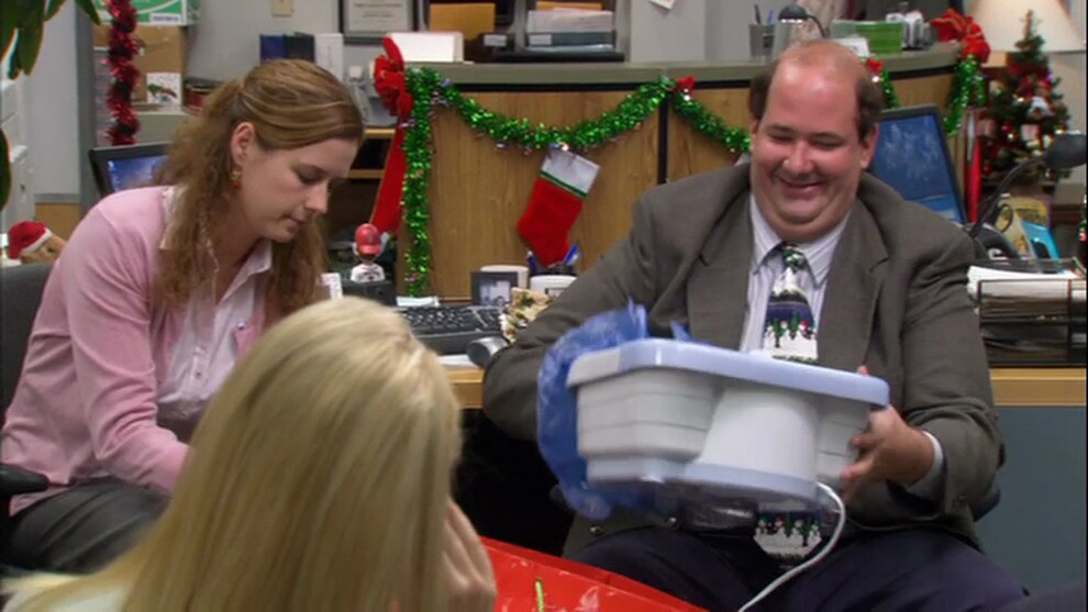 The Office: The Office Gifts of Christmas Photo: 606996 - NBC.com