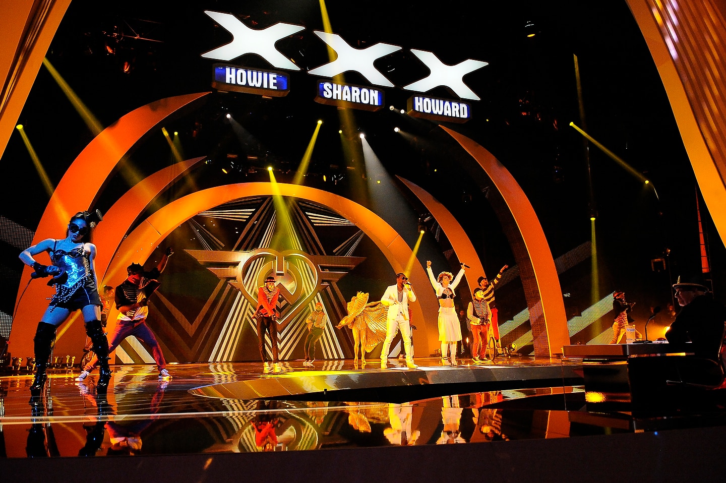 America's Got Talent: will.i.am, Live on AGT Photo: 524651 - NBC.com