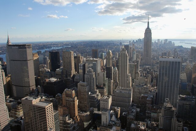 30 Rock: 30 Rockefeller Center Photo: 657281 - NBC.com