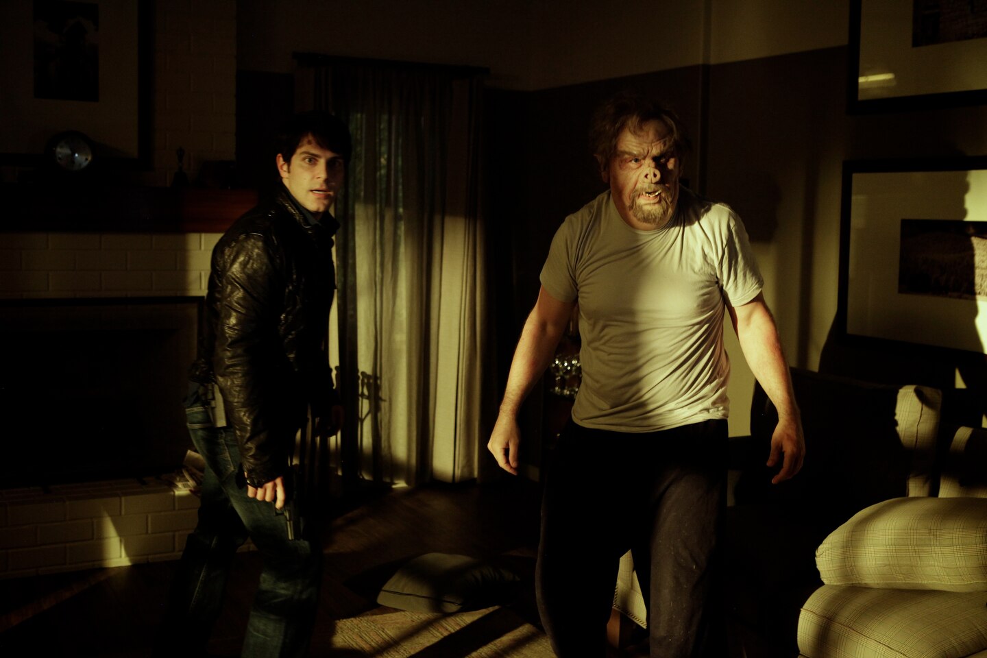 Grimm The Three Bad Wolves Photo 260831