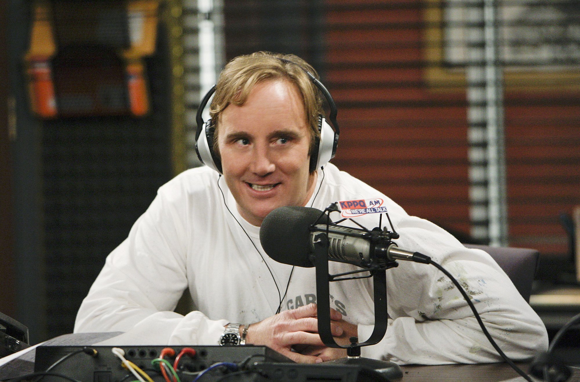 Prime Suspect: More About Jay Mohr Photo: 903186 - NBC.com