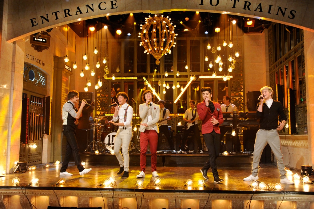 Saturday Night Live: One Direction Performs Photo: 121376 - NBC.com