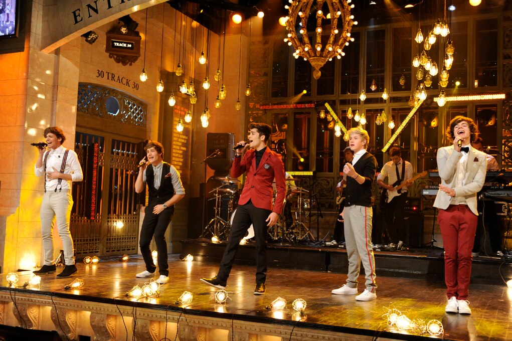 Saturday Night Live: Sofia Vergara and One Direction Photo: 136626 ...