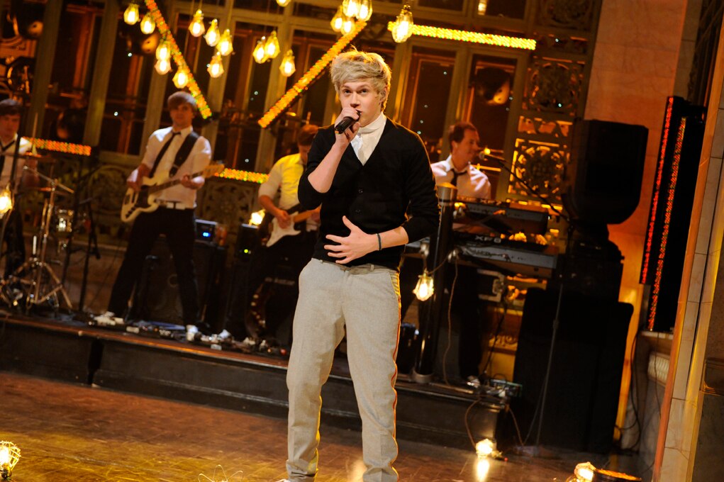 Saturday Night Live: Sofia Vergara and One Direction Photo: 136631 ...