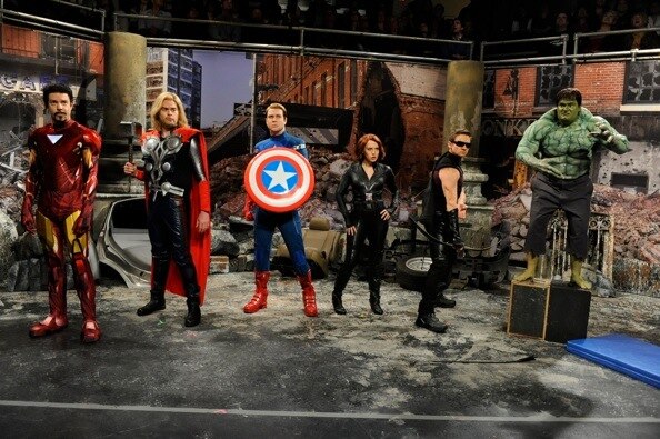 Saturday Night Live: From the Set: Jeremy Renner and Maroon 5 Photo ...