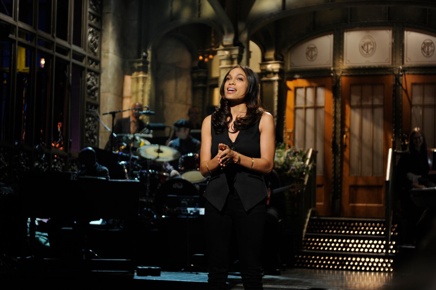 Saturday Night Live: Rosario Dawson and Fleet Foxes Photo: 132236 - NBC.com