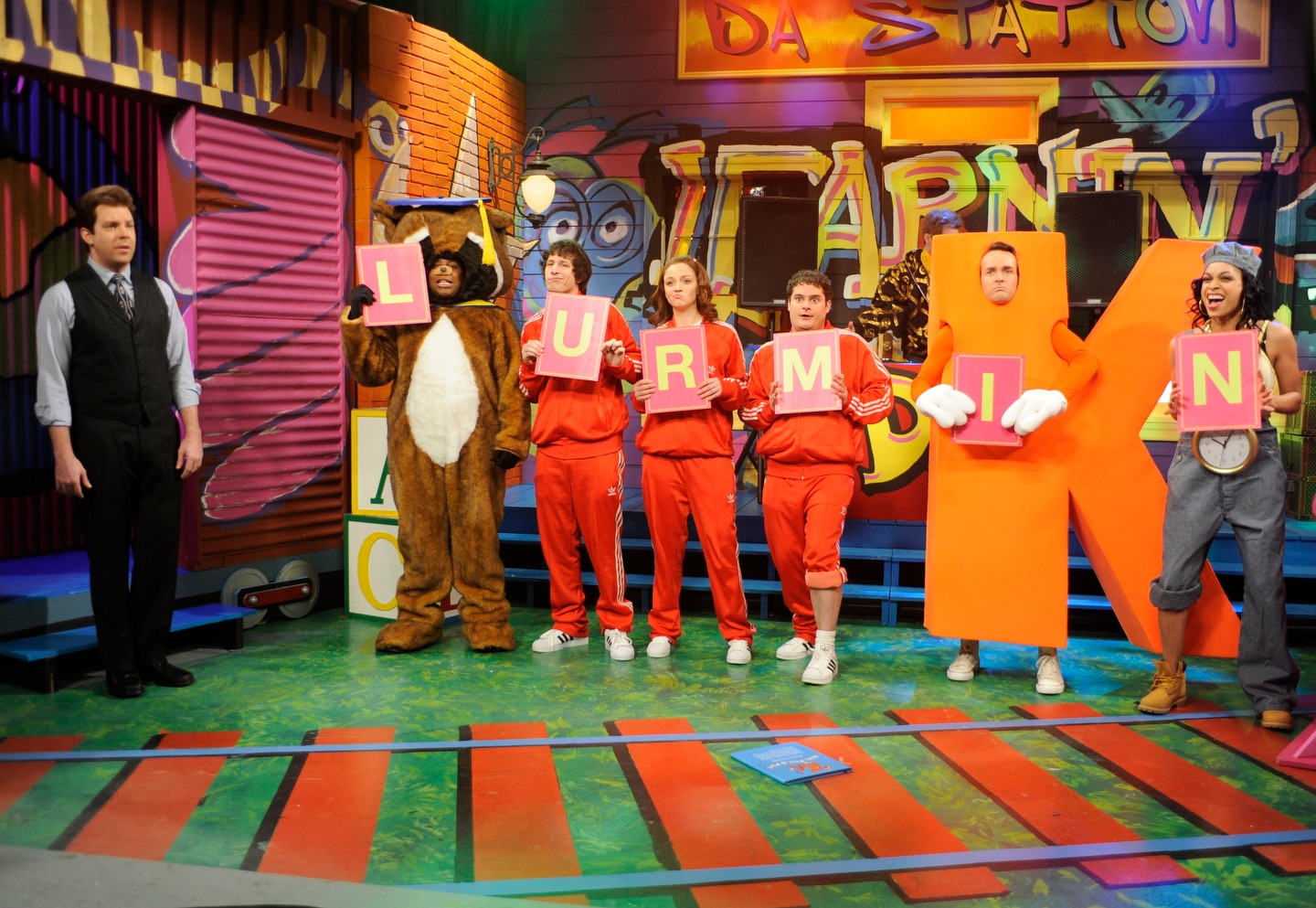 Saturday Night Live: Rosario Dawson and Fleet Foxes Photo: 132321 - NBC.com