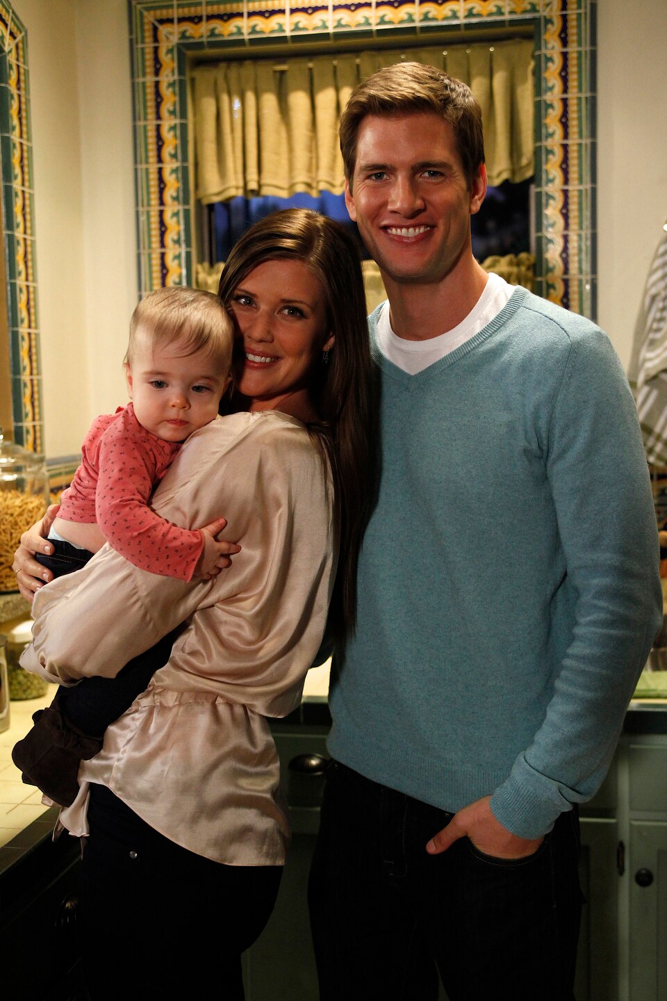 Chuck: Chuck vs. the Baby Photo: 860576 - NBC.com